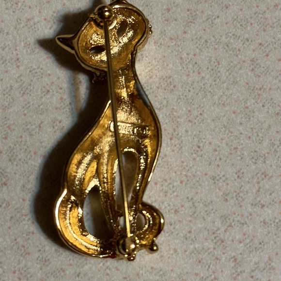 Monet | Jewelry | Vintage Monet Brushed Gold Tone Cat Broach 473 | Poshmark